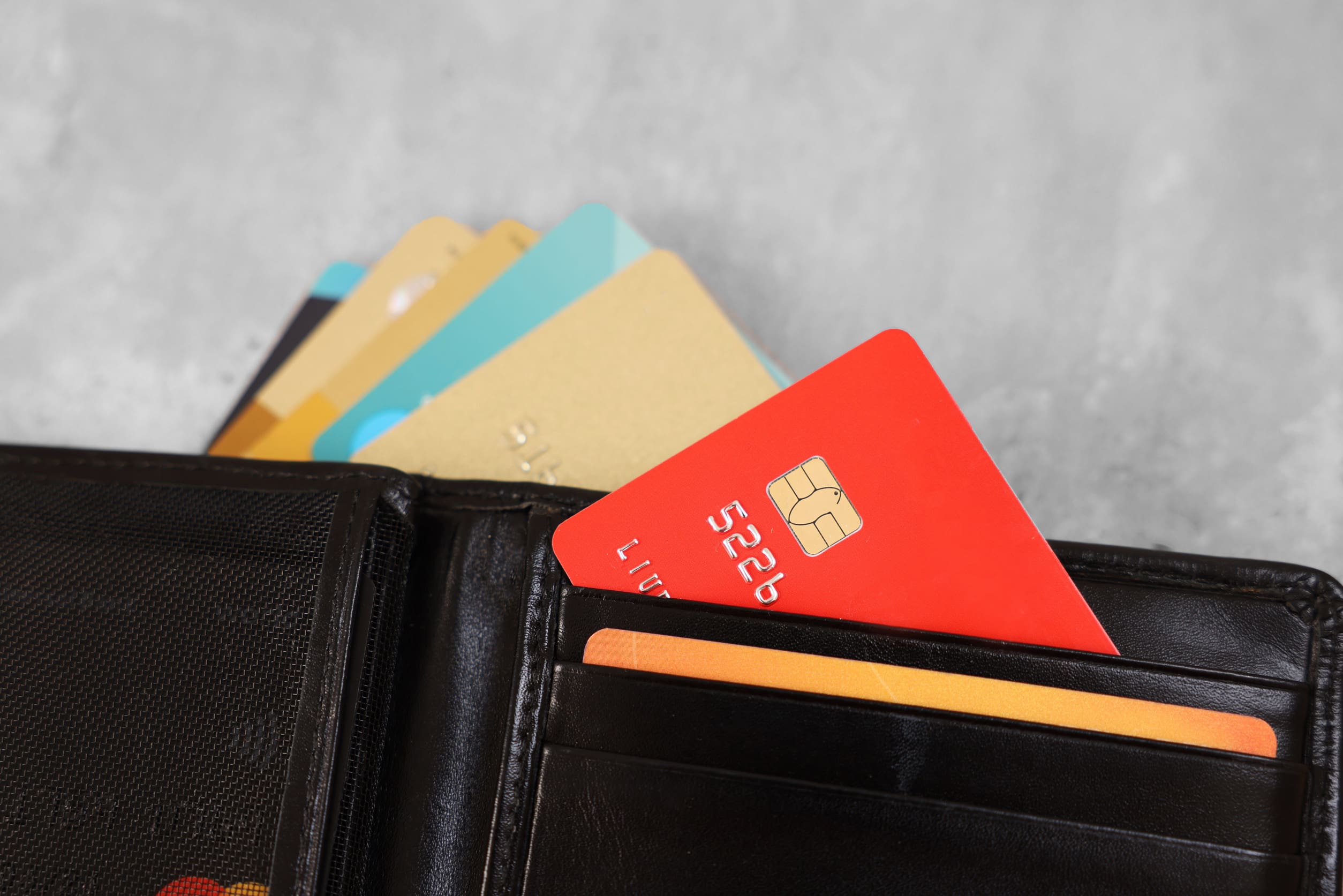 How To Choose The Right Credit Card For You